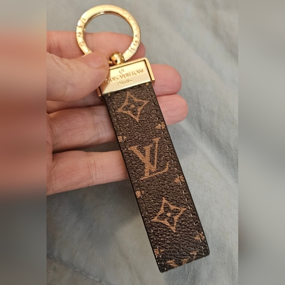 Louis Vuitton | Accessories | Louis Vuitton Authentic Monogram Keychain ...
